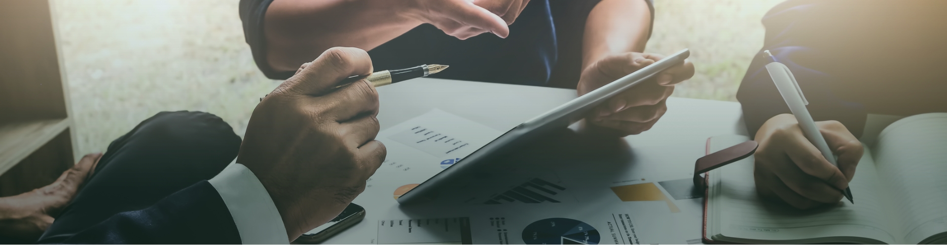 Investment Research - Vivaldi Capital Management LP